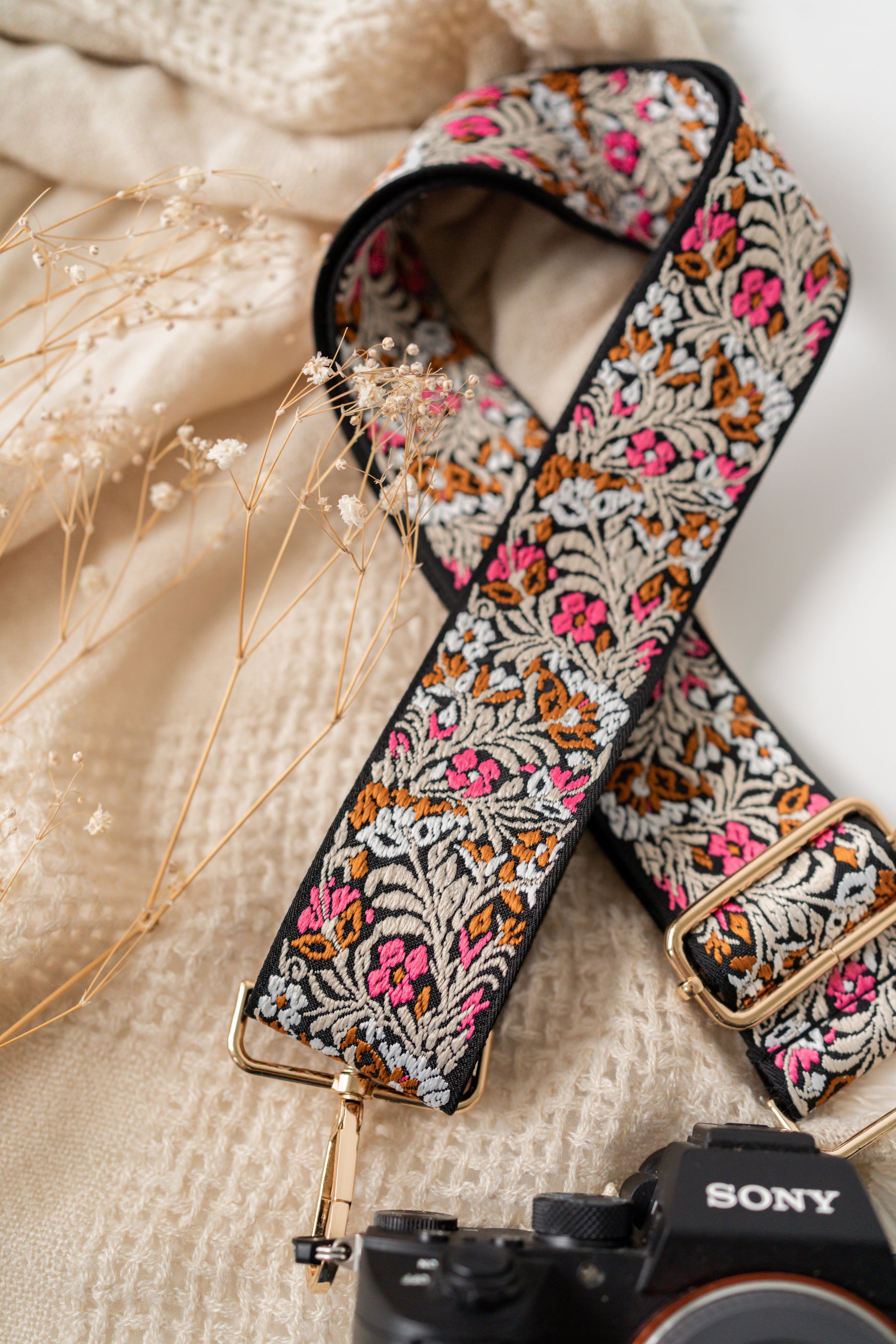 Floral Embroidered Crossbody Bag Strap – Wildflower Mercantile